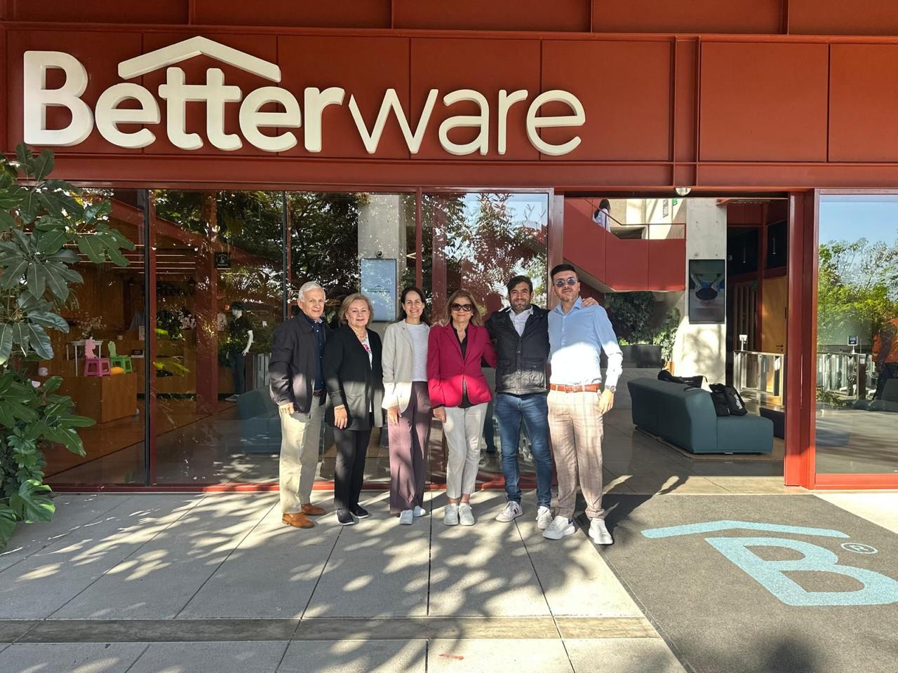 Únete – Betterware Ecuador